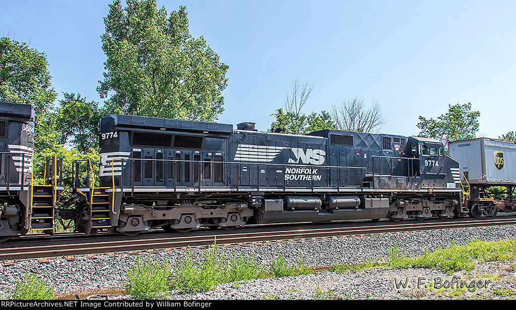 NS 9774